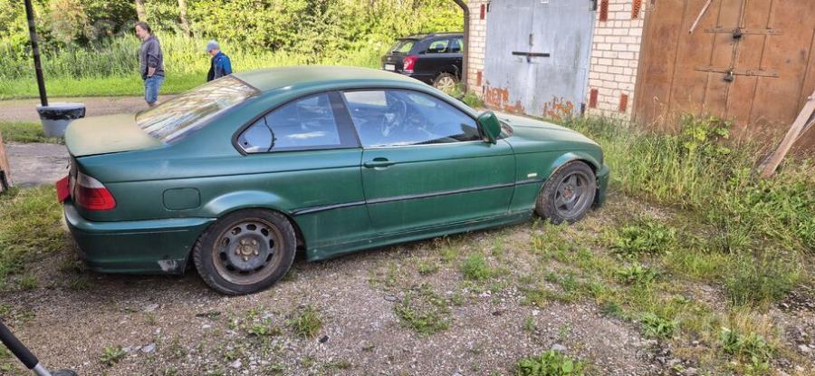 Zaļš BMW 323 1999 Rīga, ar dzinēja tilpumu 2.50 L un nobraukumu 448 tūkst. km par 1777 €, foto 3 vietnē AUTOMOTO.COM.LV