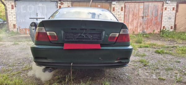 Zaļš BMW 323 1999 Rīga, ar dzinēja tilpumu 2.50 L un nobraukumu 448 tūkst. km par 1777 €, foto 4 vietnē AUTOMOTO.COM.LV