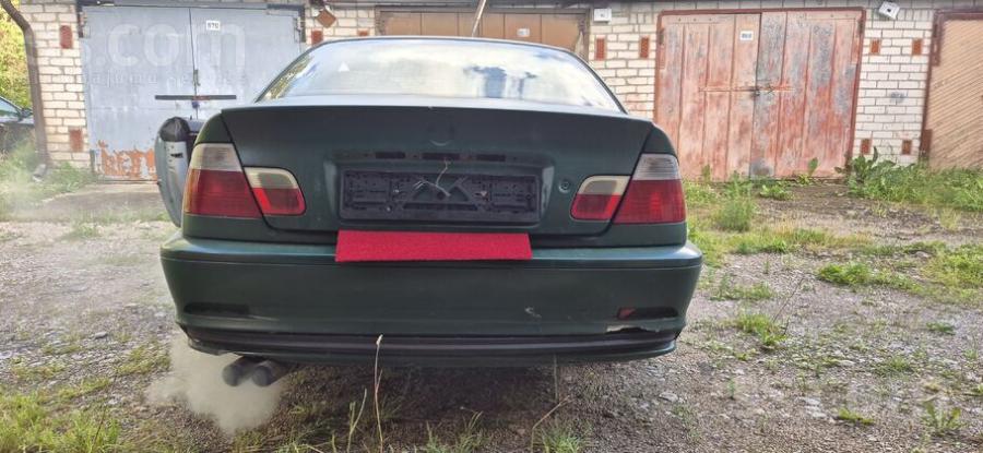 Zaļš BMW 323 1999 Rīga, ar dzinēja tilpumu 2.50 L un nobraukumu 448 tūkst. km par 1777 €, foto 5 vietnē AUTOMOTO.COM.LV