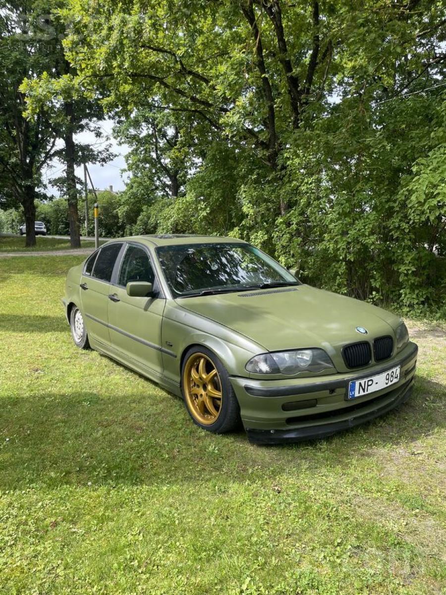 Zaļš BMW 323 1998 Jelgava, ar dzinēja tilpumu 2.50 L un nobraukumu 260 tūkst. km par 1900 €, foto 1 vietnē AUTOMOTO.COM.LV