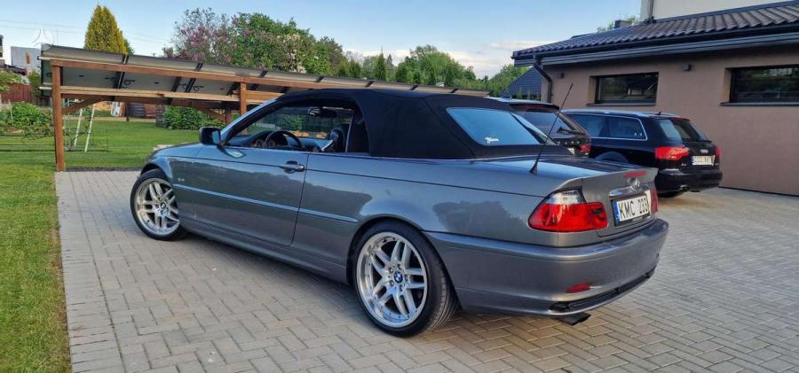 Grey BMW 323 2000 in Kaunas, with an engine capacity of 2.30 L and mileage of 271 thousand km for 5600 €, photo 12 on AUTOMOTO.COM.LV
