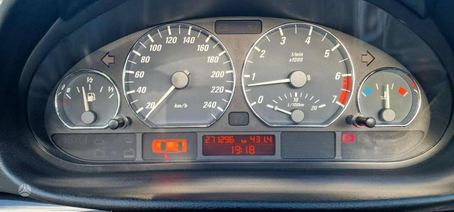 Grey BMW 323 2000 in Kaunas, with an engine capacity of 2.30 L and mileage of 271 thousand km for 5600 €, photo 14 on AUTOMOTO.COM.LV