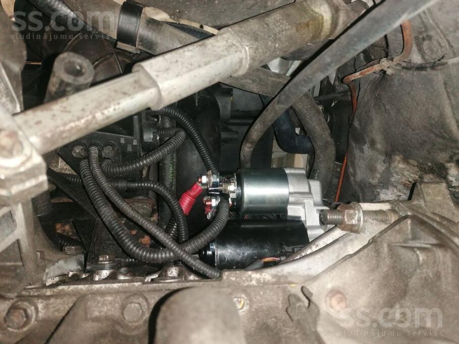 Pelēks BMW 323 1999 Rīga, ar dzinēja tilpumu 3.00 L un nobraukumu 324 tūkst. km par 3950 €, foto 8 vietnē AUTOMOTO.COM.LV
