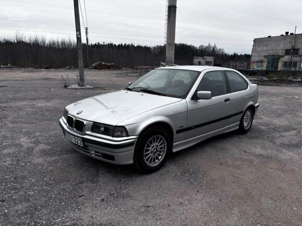 Grey BMW 323 1998 in Zarasai, with an engine capacity of 2.50 L and mileage of 261 thousand km for 1800 €, photo 3 on AUTOMOTO.COM.LV
