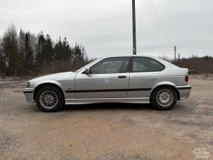 Grey BMW 323 1998 in Zarasai, with an engine capacity of 2.50 L and mileage of 261 thousand km for 1800 €, photo 5 on AUTOMOTO.COM.LV