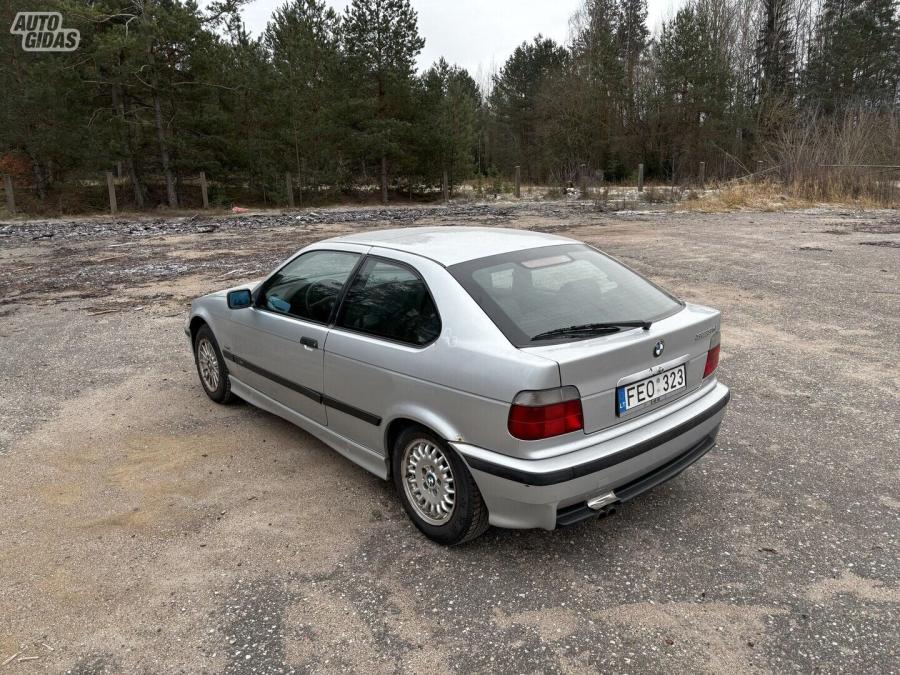 Grey BMW 323 1998 in Zarasai, with an engine capacity of 2.50 L and mileage of 261 thousand km for 1800 €, photo 6 on AUTOMOTO.COM.LV