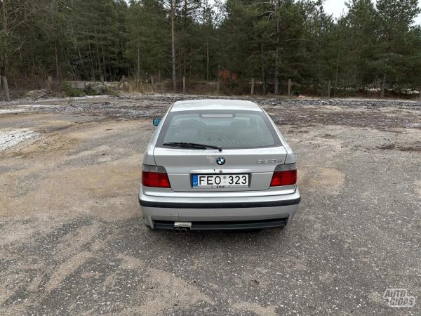 Grey BMW 323 1998 in Zarasai, with an engine capacity of 2.50 L and mileage of 261 thousand km for 1800 €, photo 7 on AUTOMOTO.COM.LV