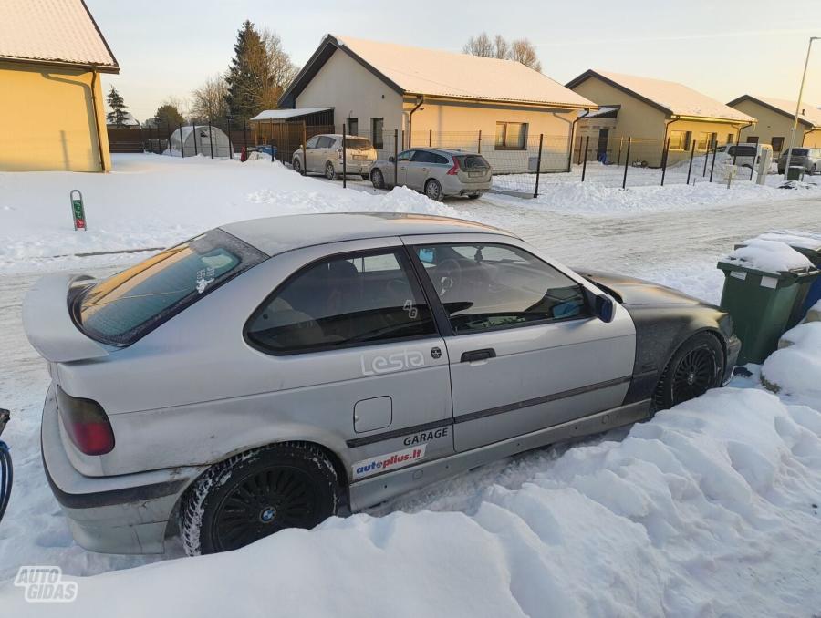 Серый БМВ 323 1998 в Каунас, объемом двигателя 2.50 л и пробегом 200 тыс. км за 2300 €, фото 4 на AUTOMOTO.COM.LV