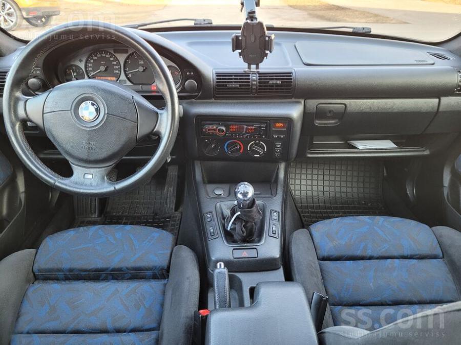 Grey BMW 323 1998 in Riga, with an engine capacity of 2.50 L and mileage of 215 thousand km for 4100 €, photo 6 on AUTOMOTO.COM.LV