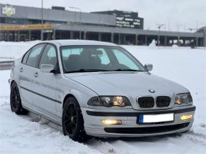 Grey BMW 323 2000 in Vilnius, with an engine capacity of 2.50 L and mileage of 349 thousand km for 2350 €, photo 2 on AUTOMOTO.COM.LV