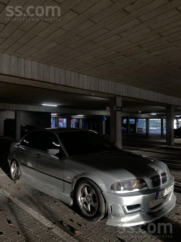 Grey BMW 323 2000 in Riga, with an engine capacity of 2.50 L and mileage of 350 thousand km for 2500 €, photo 9 on AUTOMOTO.COM.LV