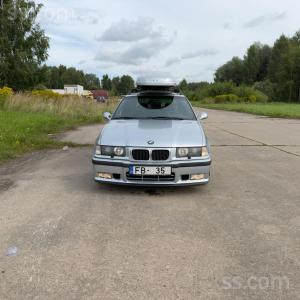 Pelēks BMW 323 1997 Rīga, ar dzinēja tilpumu 2.50 L un nobraukumu 282 tūkst. km par 12000 €, foto 3 vietnē AUTOMOTO.COM.LV