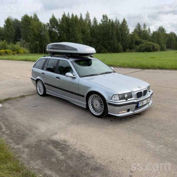 Pelēks BMW 323 1997 Rīga, ar dzinēja tilpumu 2.50 L un nobraukumu 282 tūkst. km par 12000 €, foto 4 vietnē AUTOMOTO.COM.LV