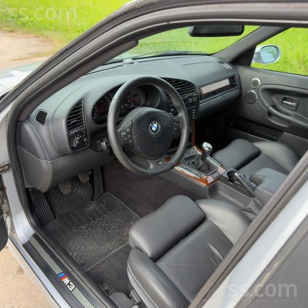 Pelēks BMW 323 1997 Rīga, ar dzinēja tilpumu 2.50 L un nobraukumu 282 tūkst. km par 12000 €, foto 11 vietnē AUTOMOTO.COM.LV