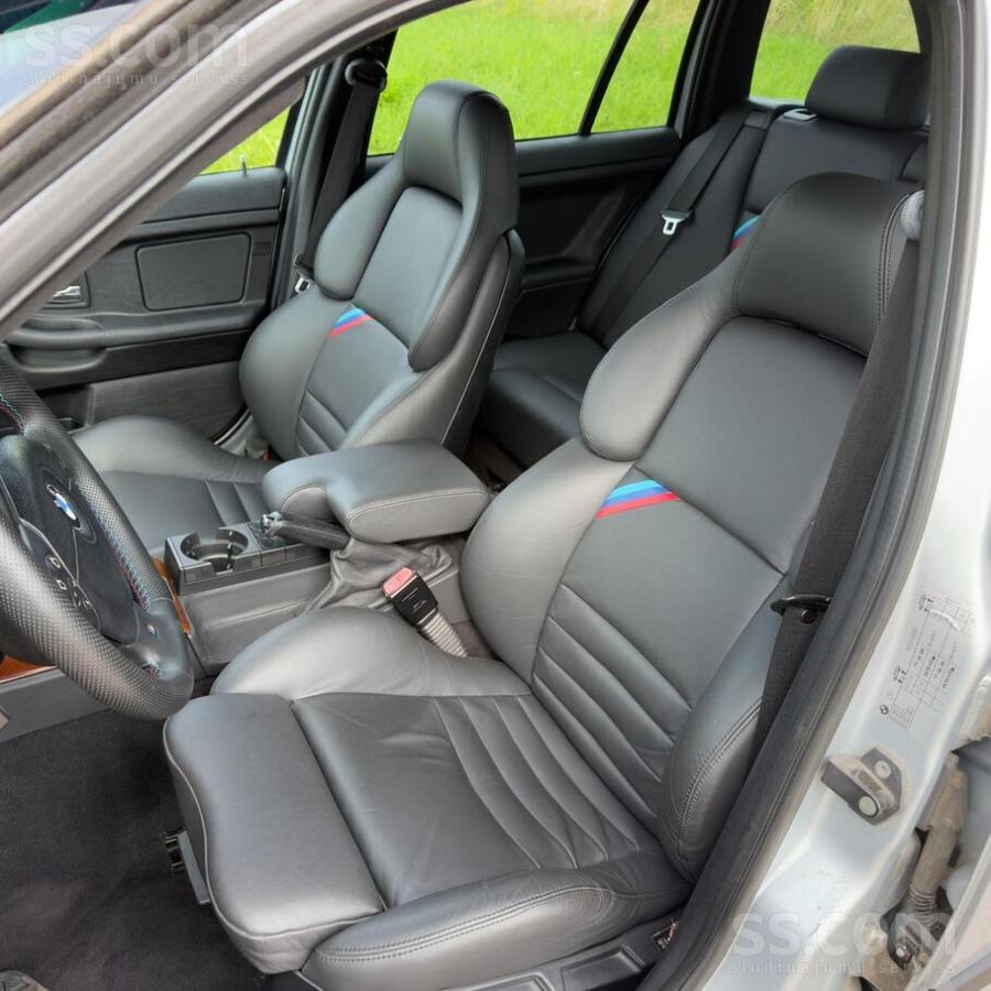 Pelēks BMW 323 1997 Rīga, ar dzinēja tilpumu 2.50 L un nobraukumu 282 tūkst. km par 12000 €, foto 12 vietnē AUTOMOTO.COM.LV