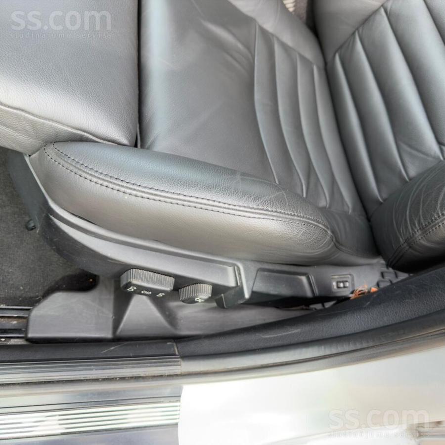 Pelēks BMW 323 1997 Rīga, ar dzinēja tilpumu 2.50 L un nobraukumu 282 tūkst. km par 12000 €, foto 15 vietnē AUTOMOTO.COM.LV