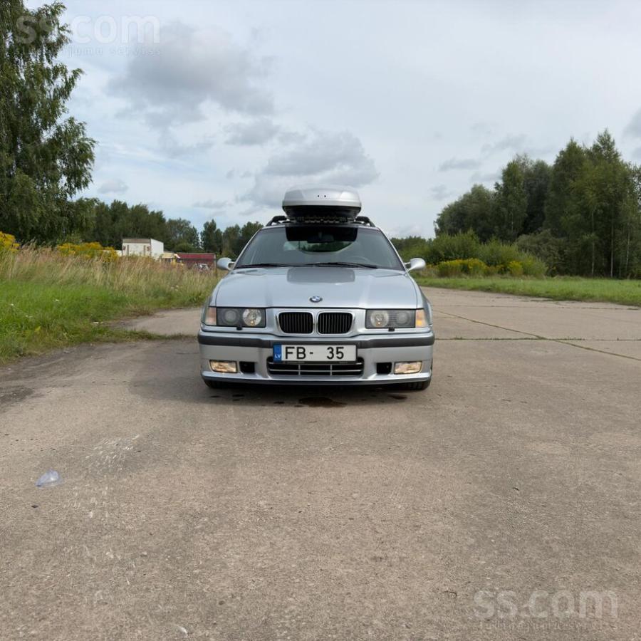 Pelēks BMW 323 1997 Rīga, ar dzinēja tilpumu 2.50 L un nobraukumu 282 tūkst. km par 12000 €, foto 16 vietnē AUTOMOTO.COM.LV