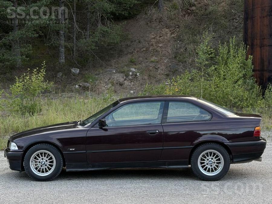 Sarkans BMW 323 1992 Alūksne, ar dzinēja tilpumu 2.50 L un nobraukumu 330 tūkst. km par 4480 €, foto 4 vietnē AUTOMOTO.COM.LV