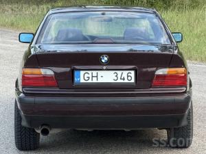 Sarkans BMW 323 1992 Alūksne, ar dzinēja tilpumu 2.50 L un nobraukumu 330 tūkst. km par 4480 €, foto 6 vietnē AUTOMOTO.COM.LV
