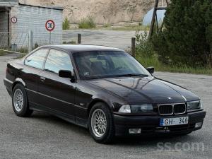 Sarkans BMW 323 1992 Alūksne, ar dzinēja tilpumu 2.50 L un nobraukumu 330 tūkst. km par 4480 €, foto 9 vietnē AUTOMOTO.COM.LV