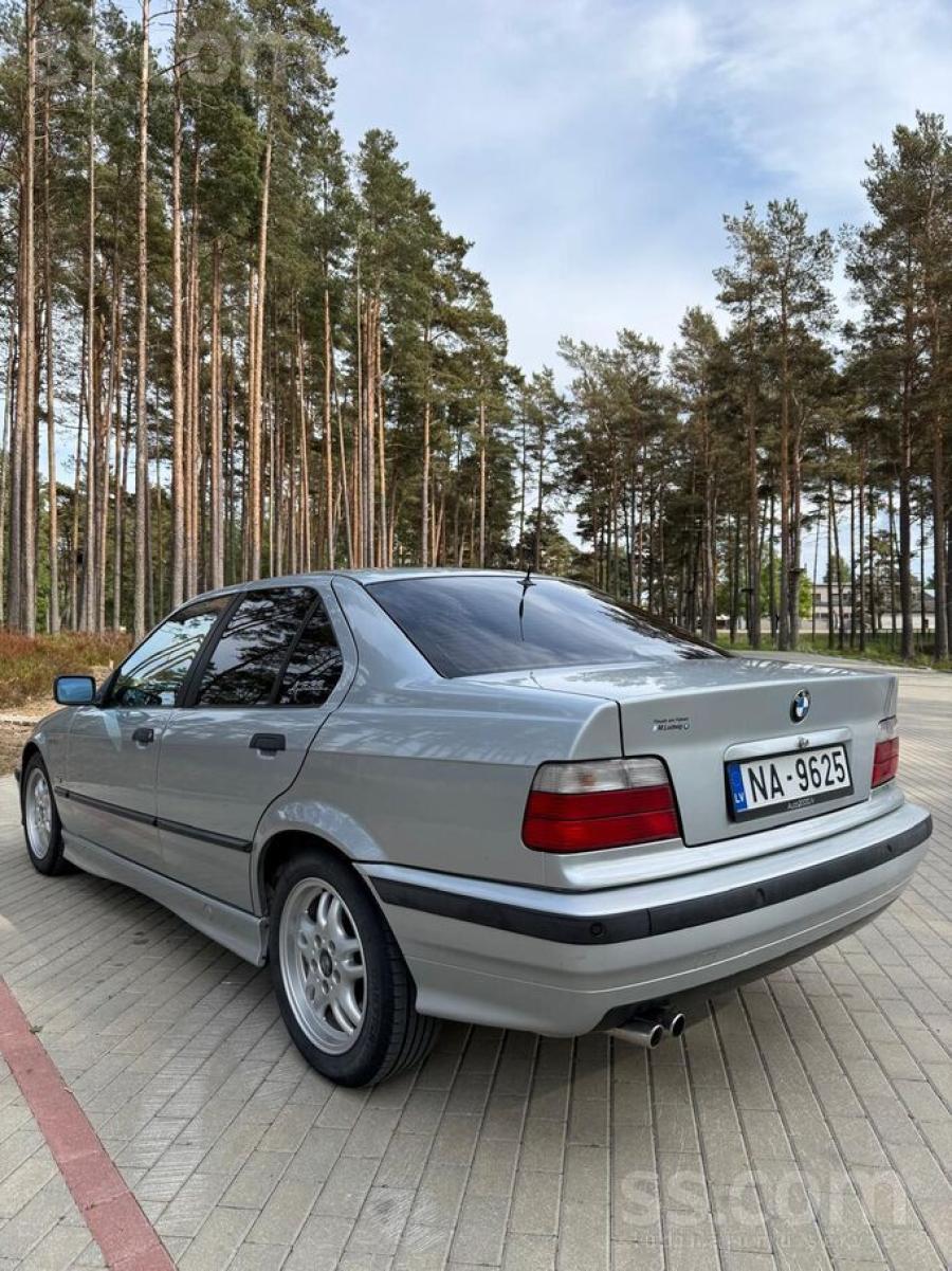 BMW 323 1996 in Talsi, with an engine capacity of 2.50 L and mileage of 180 thousand km for 6450 €, photo 1 on AUTOMOTO.COM.LV