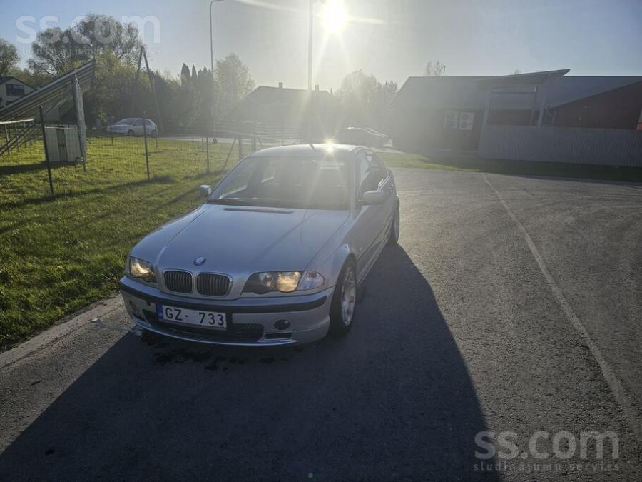 BMW 323 1998 Rīga, ar dzinēja tilpumu 2.50 L un nobraukumu 343 tūkst. km par 2550 €, foto 3 vietnē AUTOMOTO.COM.LV
