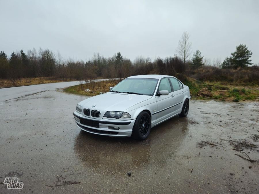 BMW 323 1998 in Vilnius, with an engine capacity of 2.50 L and mileage of 343 thousand km for 2200 €, photo 2 on AUTOMOTO.COM.LV