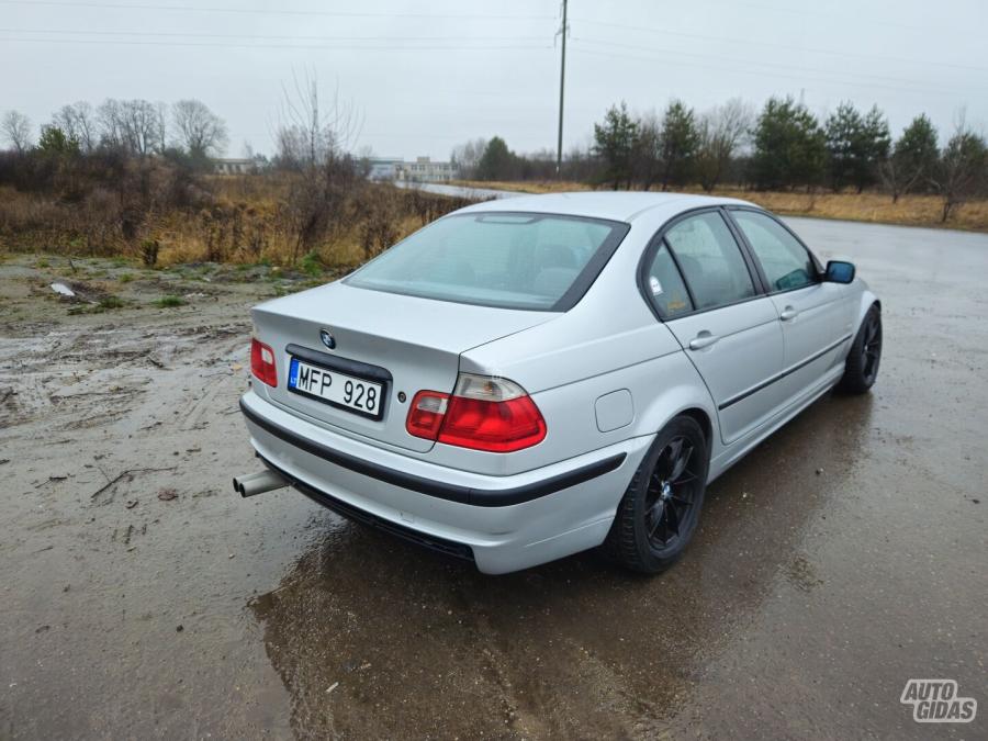 BMW 323 1998 in Vilnius, with an engine capacity of 2.50 L and mileage of 343 thousand km for 2200 €, photo 7 on AUTOMOTO.COM.LV