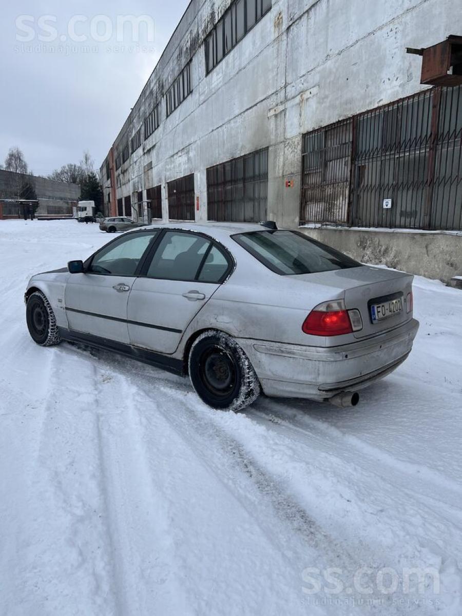 BMW 323 1998 in Riga, with an engine capacity of 2.50 L and mileage of 362 thousand km for 2380 €, photo 1 on AUTOMOTO.COM.LV