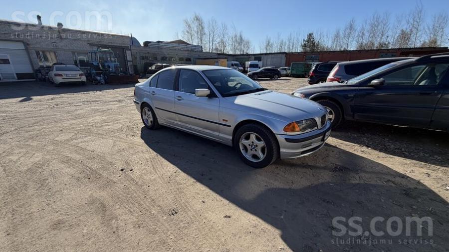 BMW 323 1998 in Riga, with an engine capacity of 2.50 L and mileage of 189 thousand km for 2600 €, photo 1 on AUTOMOTO.COM.LV