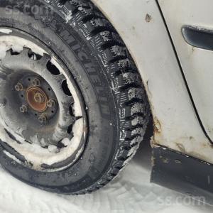 BMW 323 1999 Limbaži, ar dzinēja tilpumu 2.50 L un nobraukumu 361 tūkst. km par 2800 €, foto 5 vietnē AUTOMOTO.COM.LV