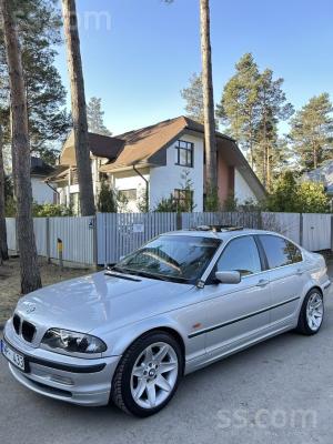 BMW 323 1999 Rīga, ar dzinēja tilpumu 2.50 L un nobraukumu 245 tūkst. km par 5000 €, foto 3 vietnē AUTOMOTO.COM.LV