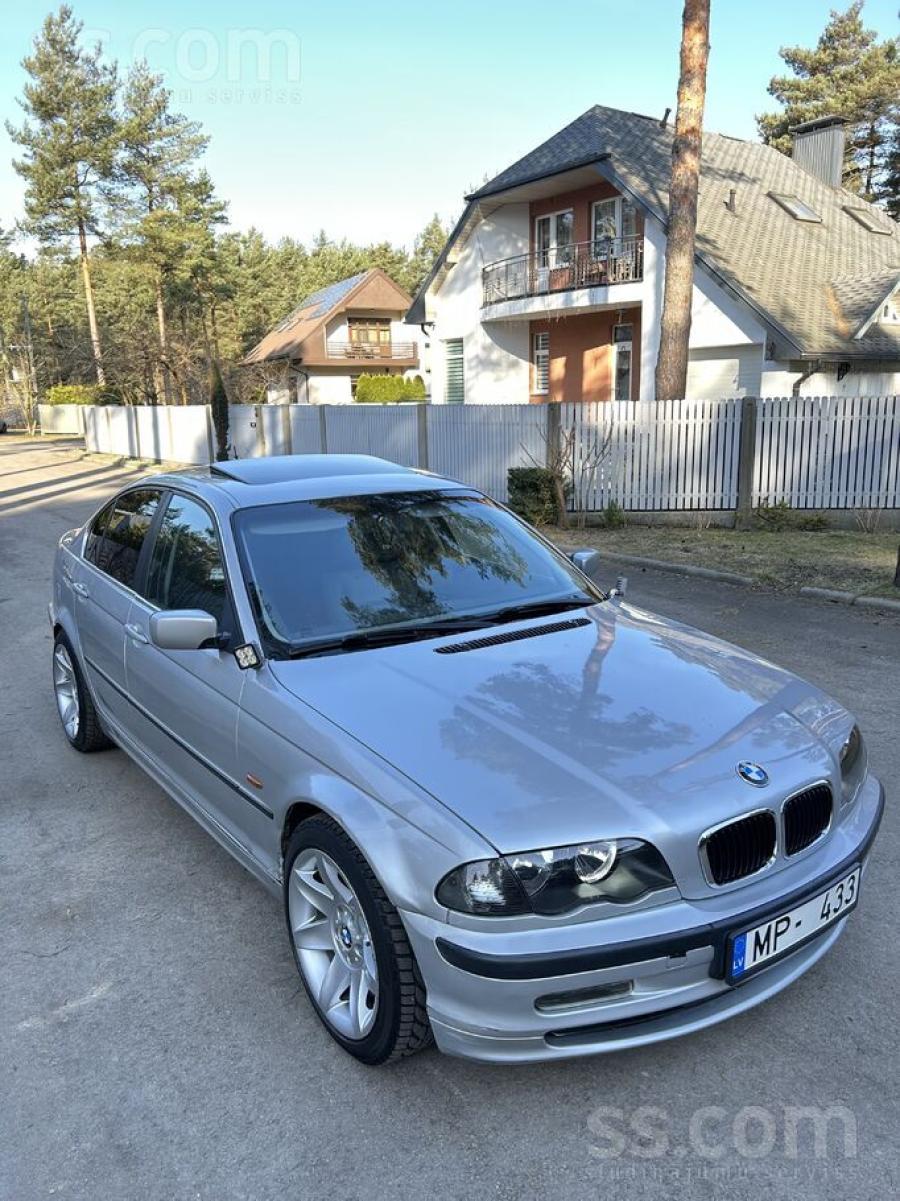 BMW 323 1999 Rīga, ar dzinēja tilpumu 2.50 L un nobraukumu 245 tūkst. km par 5000 €, foto 4 vietnē AUTOMOTO.COM.LV