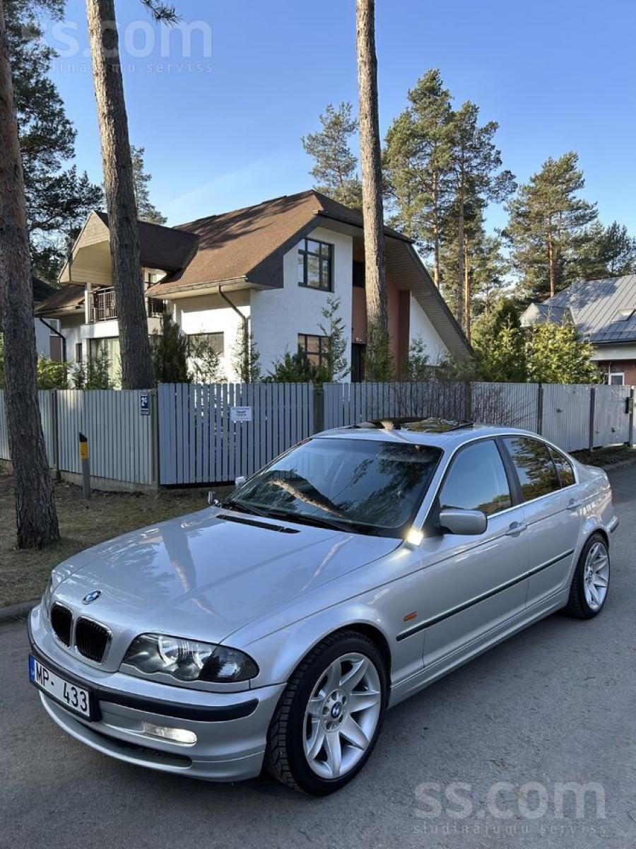 BMW 323 1999 Rīga, ar dzinēja tilpumu 2.50 L un nobraukumu 245 tūkst. km par 5000 €, foto 10 vietnē AUTOMOTO.COM.LV
