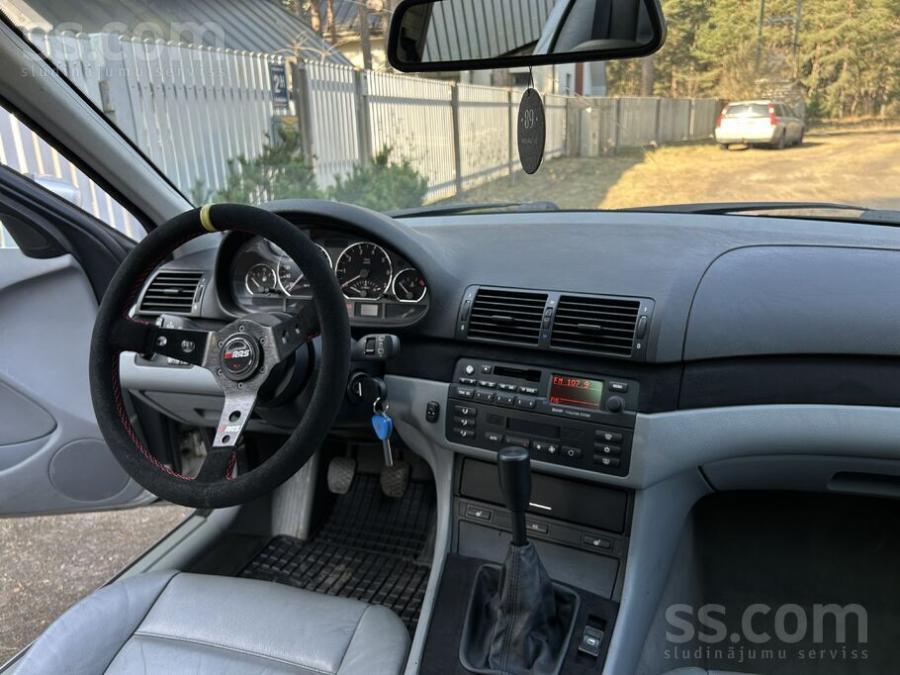 BMW 323 1999 Rīga, ar dzinēja tilpumu 2.50 L un nobraukumu 245 tūkst. km par 5000 €, foto 16 vietnē AUTOMOTO.COM.LV