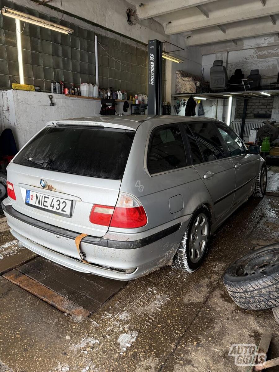BMW 323 2001 in Vilnius, with an engine capacity of 2.30 L and mileage of 300 thousand km for 1700 €, photo 3 on AUTOMOTO.COM.LV
