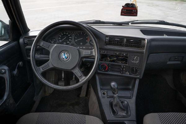 Black BMW 324 1988 in Panevezys, with an engine capacity of 2.44 L and mileage of 187 thousand km for 5100 €, photo 11 on AUTOMOTO.COM.LV