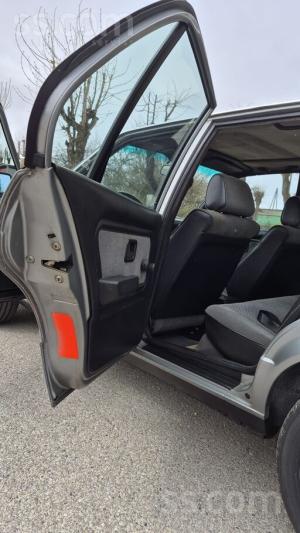 Grey BMW 324 1987 in Gulbene, with an engine capacity of 2.40 L and mileage of 138 thousand km for 9500 €, photo 15 on AUTOMOTO.COM.LV