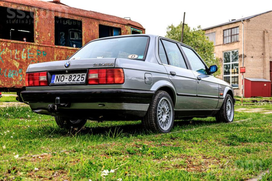 Grey BMW 324 1987 in Gulbene, with an engine capacity of 2.40 L and mileage of 138 thousand km for 8000 €, photo 4 on AUTOMOTO.COM.LV