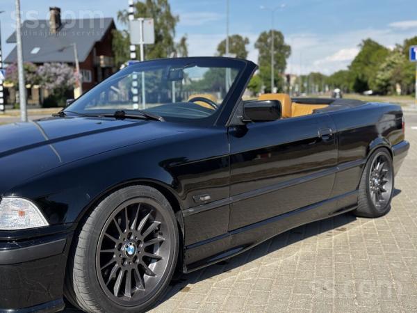 Melns BMW 325 1994 Liepāja, ar dzinēja tilpumu 2.50 L un nobraukumu 233 tūkst. km par 5700 €, foto 9 vietnē AUTOMOTO.COM.LV