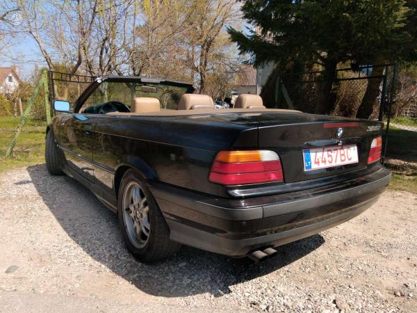 Melns BMW 325 1995 Klaipėda, ar dzinēja tilpumu 2.50 L un nobraukumu 225 tūkst. km par 5700 €, foto 4 vietnē AUTOMOTO.COM.LV
