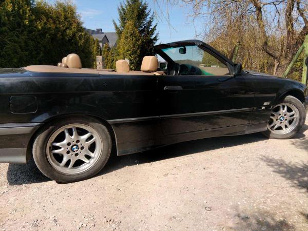 Melns BMW 325 1995 Klaipėda, ar dzinēja tilpumu 2.50 L un nobraukumu 225 tūkst. km par 5700 €, foto 7 vietnē AUTOMOTO.COM.LV