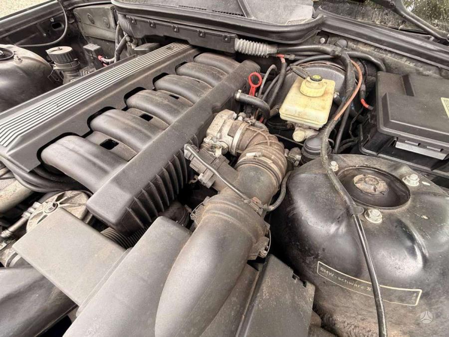 Melns BMW 325 1995 Klaipėda, ar dzinēja tilpumu 2.50 L un nobraukumu 225 tūkst. km par 5700 €, foto 27 vietnē AUTOMOTO.COM.LV