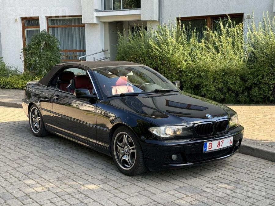 Black BMW 325 2004 in Riga, with an engine capacity of 2.50 L and mileage of 169 thousand km for 6500 €, photo 3 on AUTOMOTO.COM.LV