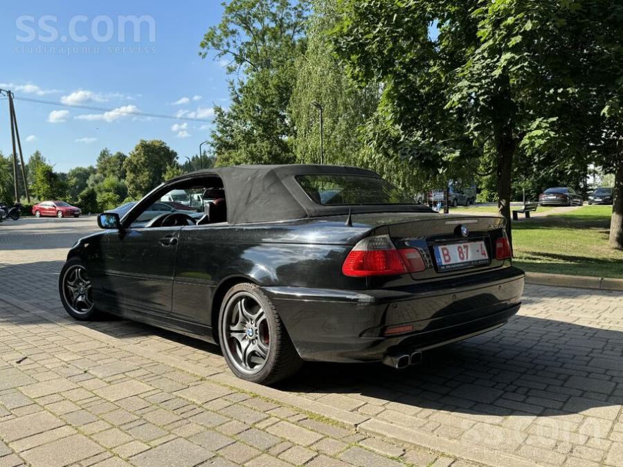 Black BMW 325 2004 in Riga, with an engine capacity of 2.50 L and mileage of 169 thousand km for 6500 €, photo 5 on AUTOMOTO.COM.LV