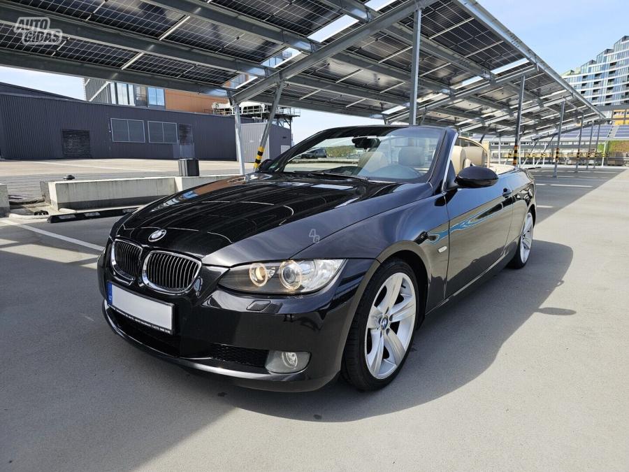 Black BMW 325 2007 in Vilnius, with an engine capacity of 3.00 L and mileage of 309 thousand km for 8650 €, photo 3 on AUTOMOTO.COM.LV
