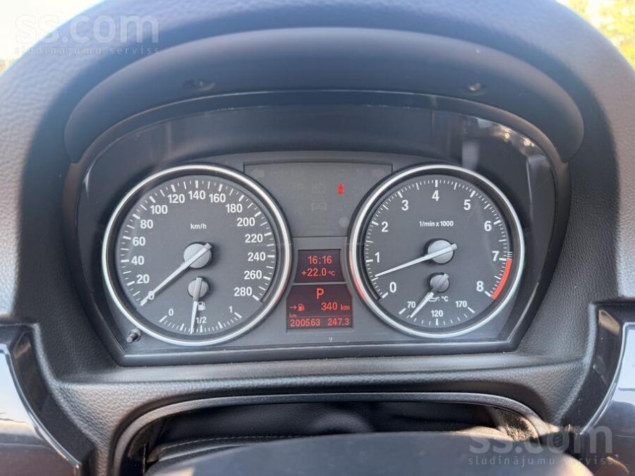 Melns BMW 325 2007 Rīga, ar dzinēja tilpumu 3.00 L un nobraukumu 201 tūkst. km par 8500 €, foto 12 vietnē AUTOMOTO.COM.LV