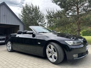 Black BMW 325 2007 in Ukmerge, with an engine capacity of 3.00 L and mileage of 227 thousand km for 9000 €, photo  on AUTOMOTO.COM.LV