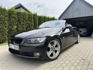 Black BMW 325 2007 in Ukmerge, with an engine capacity of 3.00 L and mileage of 227 thousand km for 9000 €, photo 8 on AUTOMOTO.COM.LV