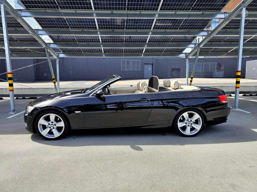 Melns BMW 325 2007 Viļņa, ar dzinēja tilpumu 3.00 L un nobraukumu 309 tūkst. km par 8600 €, foto 4 vietnē AUTOMOTO.COM.LV
